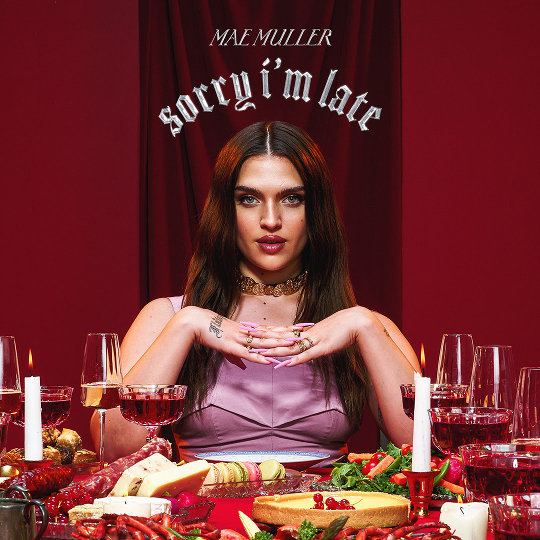 Mae Muller announces debut album 'Sorry I'm Late' - OriginalRock.net